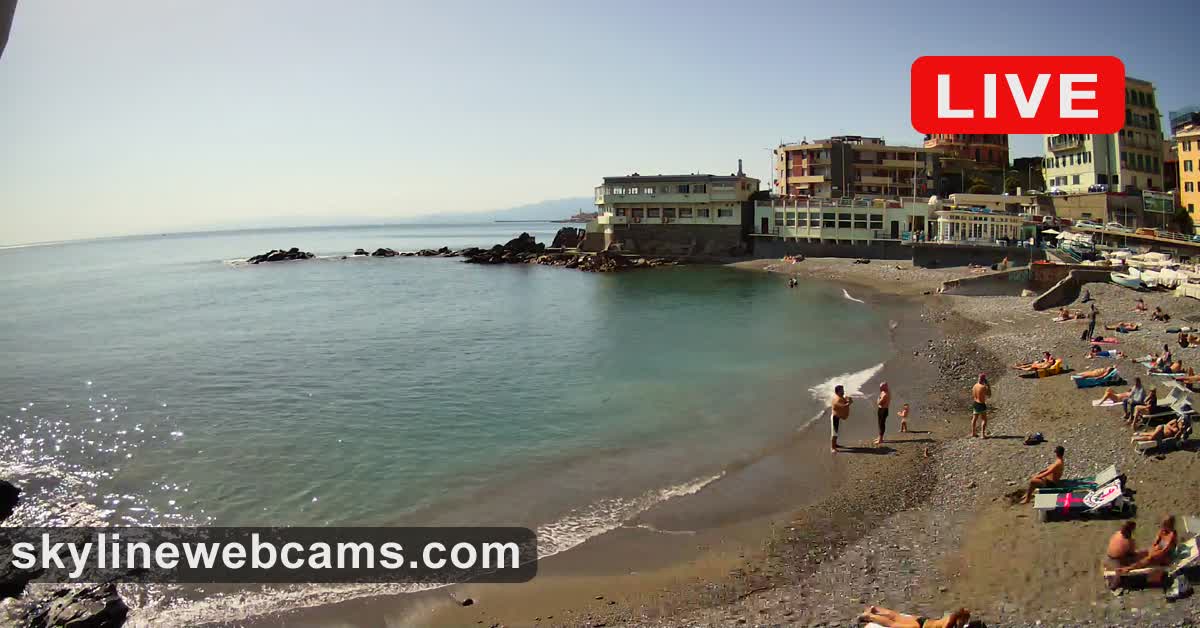 【LIVE】 Webcam Priaruggia Beach - Genoa | SkylineWebcams