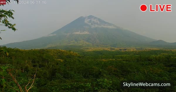 【LIVE】 Webcam Vulkan Semeru – Indonesien | SkylineWebcams
