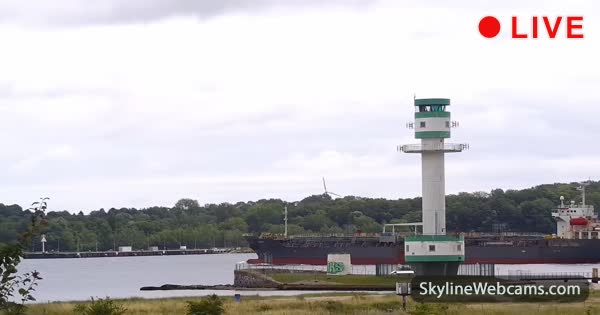 【LIVE】 Live Cam Kiel Lighthouse - Germany | SkylineWebcams