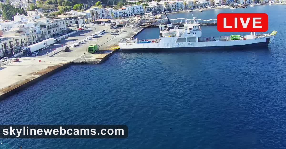 Live Cam Port of Lipari | SkylineWebcams