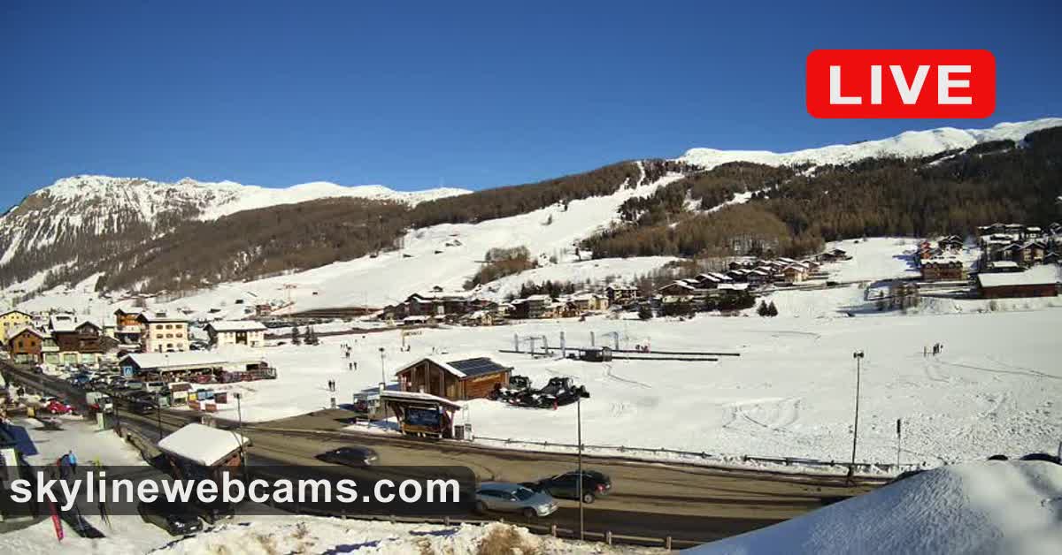 Live Cam Livigno - Mottolino | SkylineWebcams