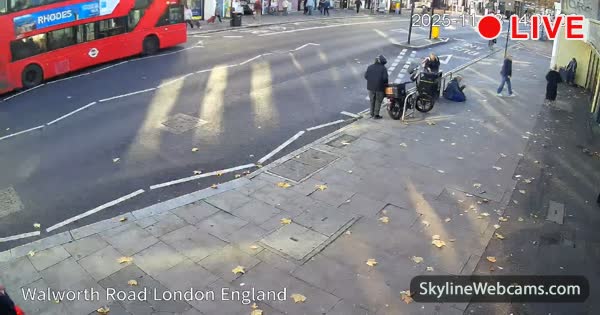 【LIVE】 Live Cam London - Walworth Road | SkylineWebcams